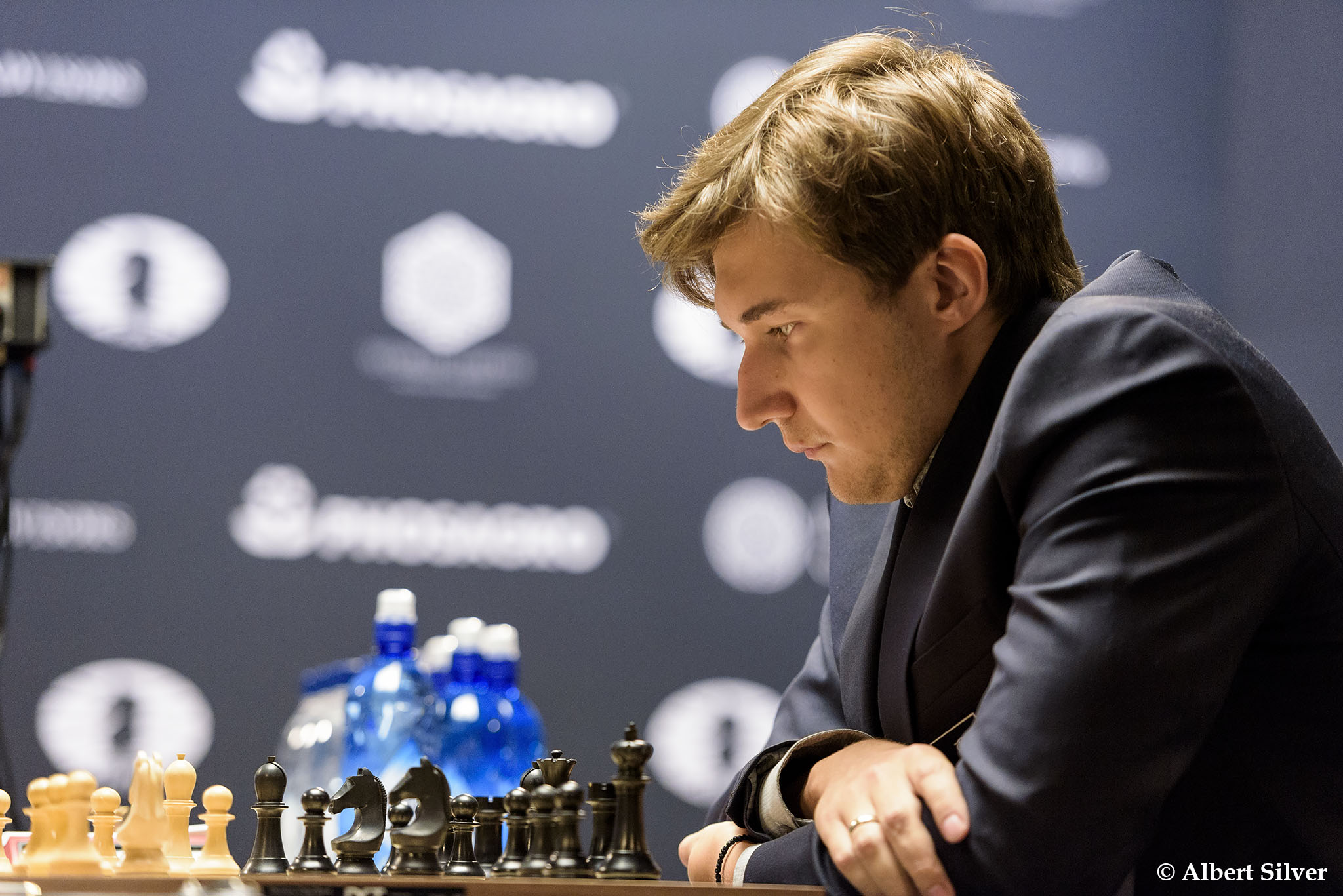 New York 2016, Partie 5: Karjakin revanchiert sich | ChessBase
