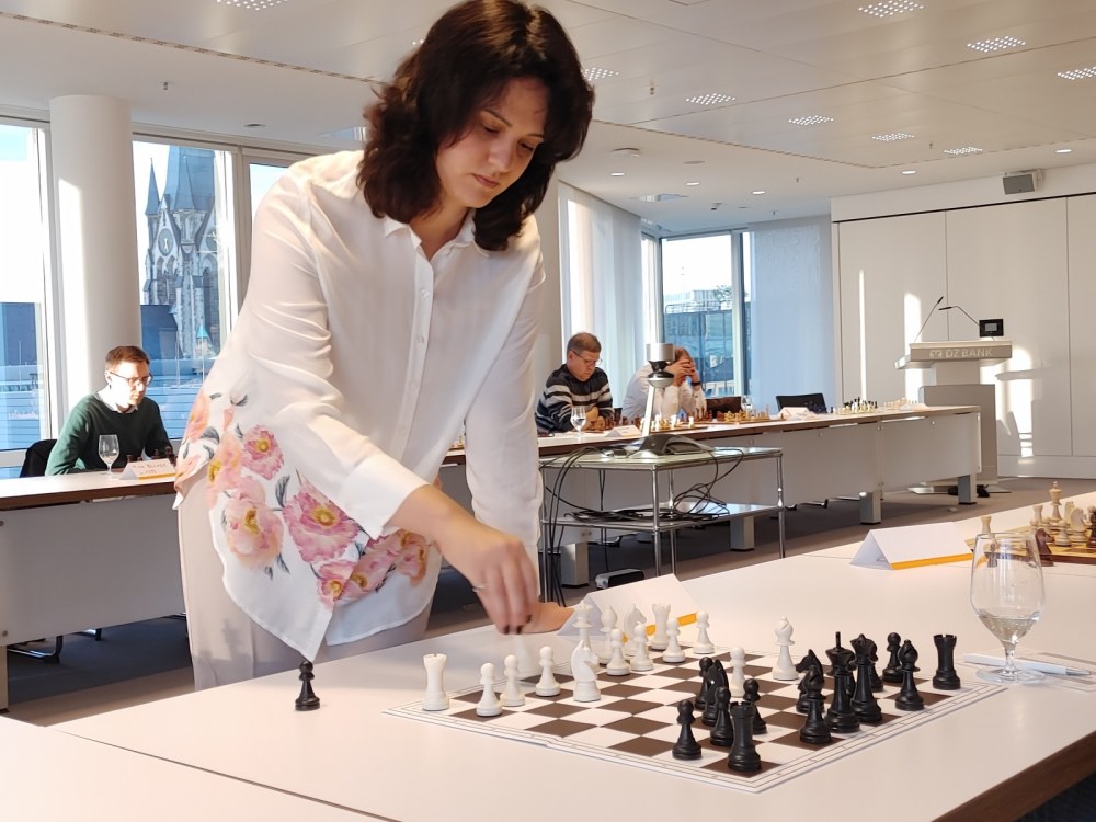 Simultan mit Kateryna Dolzhykova | ChessBase