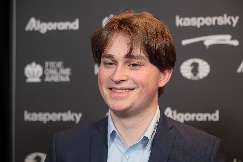 Grand Prix Berlin, Runde 3: Keymer-Sieg und sieben Remisen | ChessBase