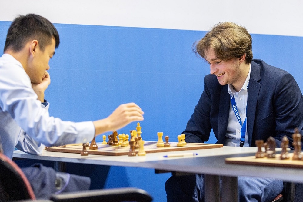 Tata Steel Chess: Karsten Müller analysiert die schönsten Endspiele ...