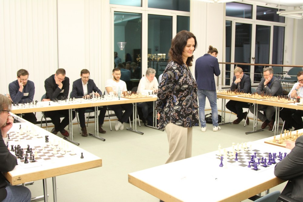 Simultanschach in der Bundesbank | ChessBase
