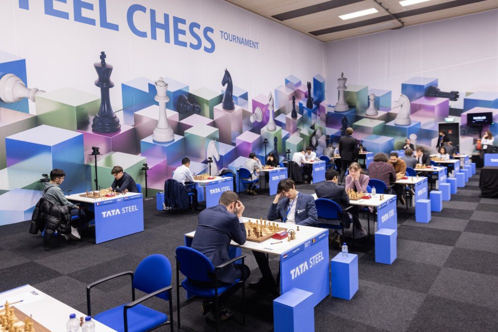 Tata Steel: Weltmeister Ding holt ersten Sieg | ChessBase