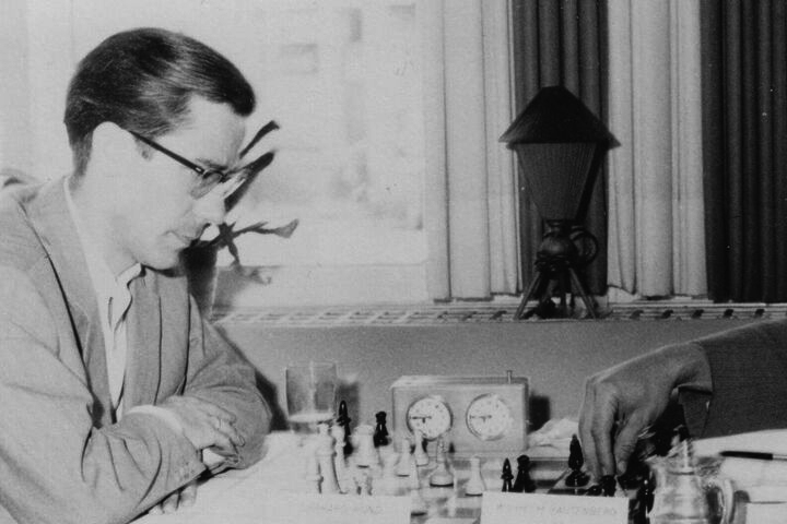 Robert Hübner: Erinnerungen an Gerhard Hund (1923-2024) | ChessBase