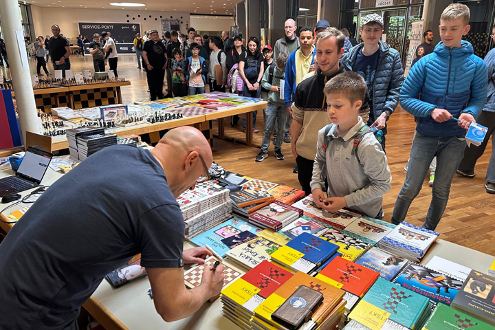 grenke Open: Drei Spieler in Front im klassischen Open | ChessBase