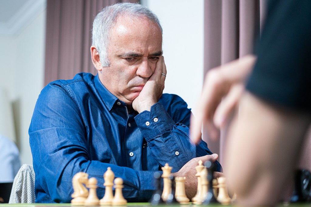 Champions Showdown: "Chess 9LX" | ChessBase