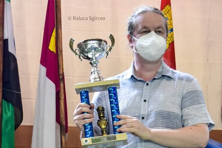 Nisipeanu gewinnt Open von Benasque | ChessBase