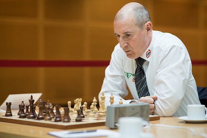 Zentrale Bundesliga-Endrunde: Zwei Interviews | ChessBase